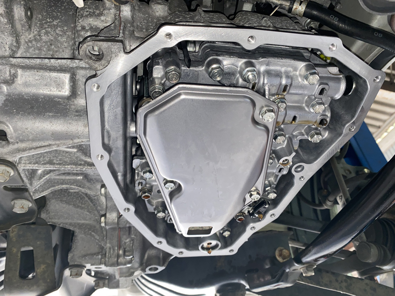 ワゴンR（MH23S） CVTFの圧送交換: メカドックのブログ